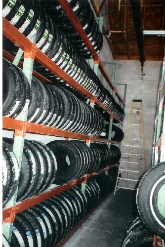 Tire Rack 18" Deep for Passenger Car and Pick-Up Tires - Used - Welter ...