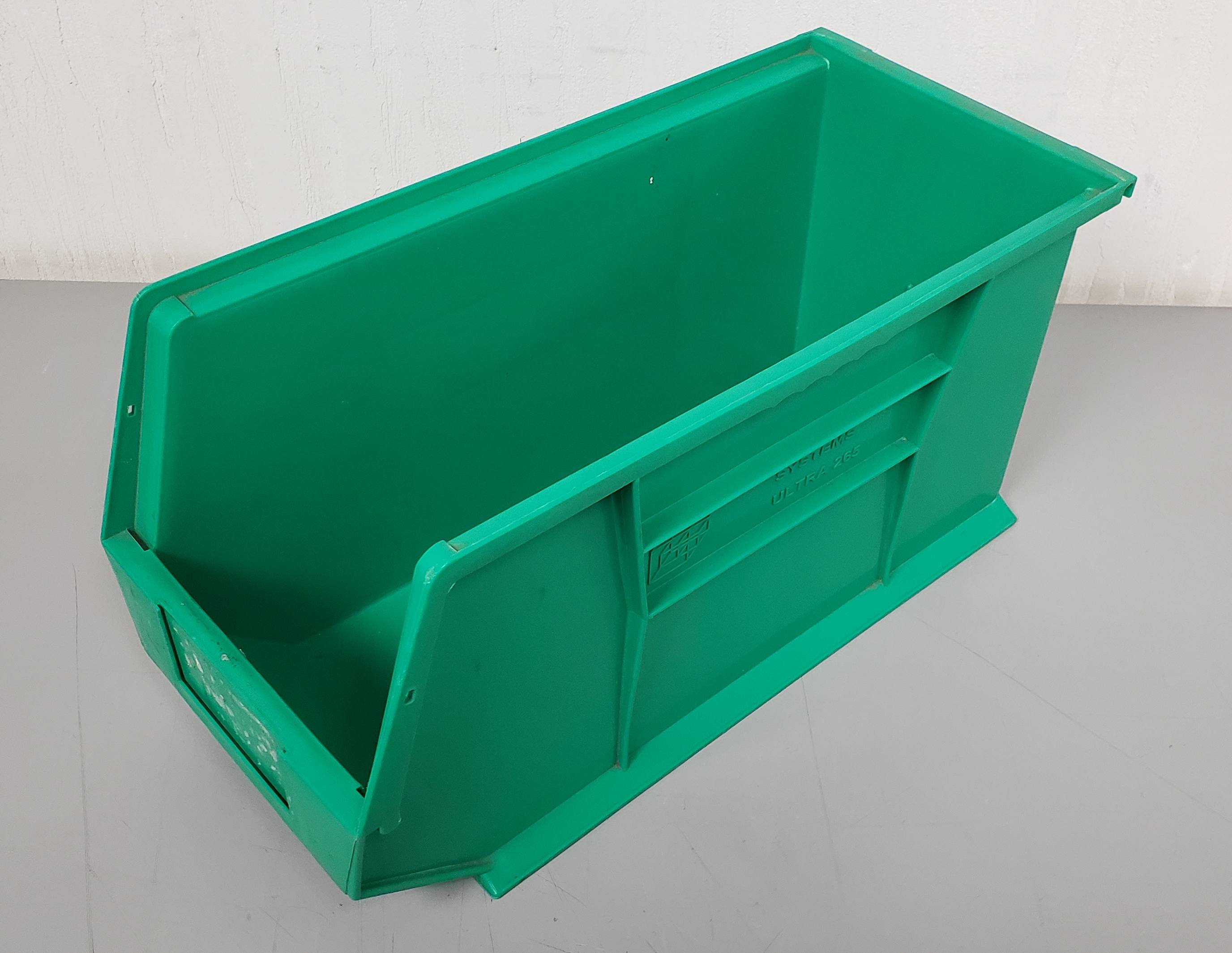 Totes & Parts Bins Archives - Welter Storage