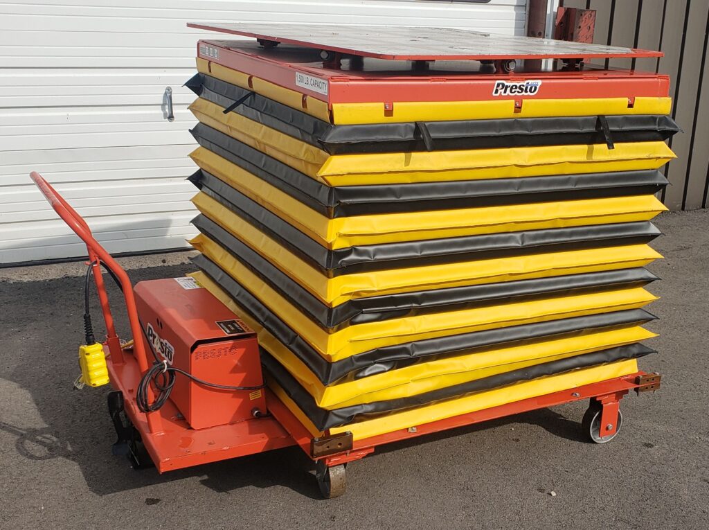Presto 40"x48" 1000# Cap. Portable Power Lift Table with Accordion ...