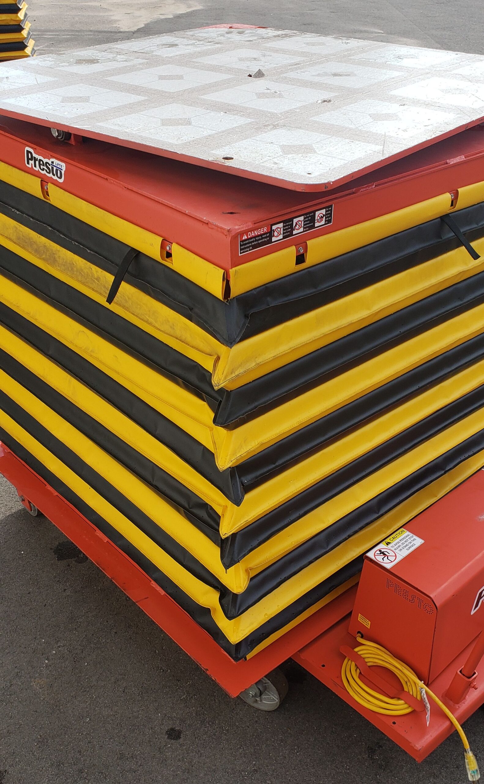 Presto 48"x48" 1500# Cap. Portable Power Lift Table w/ Turntable ...